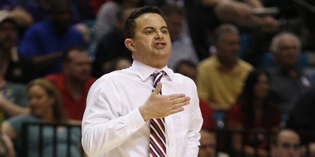 Despite win, glass is half empty for Arizona coach Sean Miller