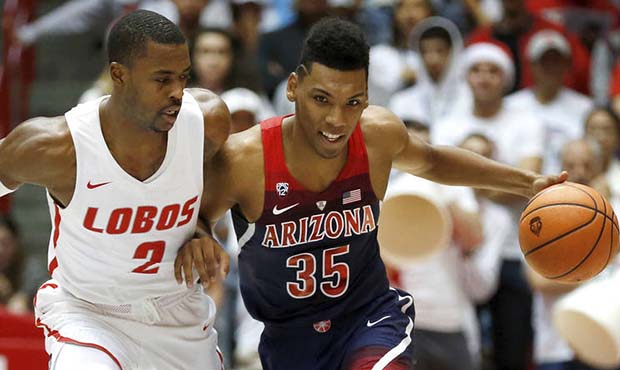 Report: Arizona's Allonzo Trier suffered bone bruise injury in knee