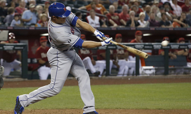 Arizona Diamondbacks sign catcher Anthony Recker to minor league deal