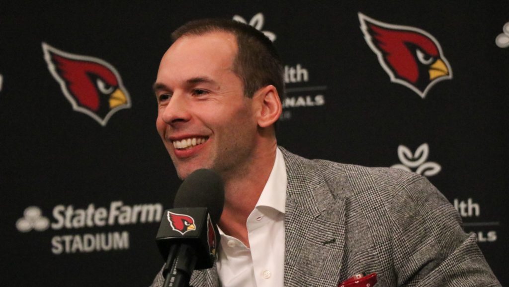 Jonathan Gannon's confidence on display in 1st real day on Cardinals' job