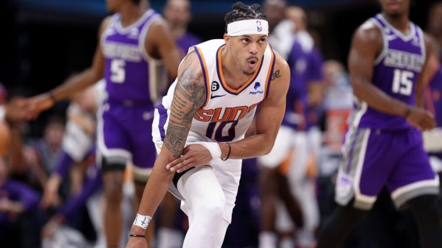 Damion Lee re-signs with Suns, team announces