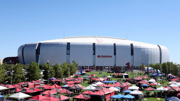 State Farm Stadium earns best value title among NFL arenas