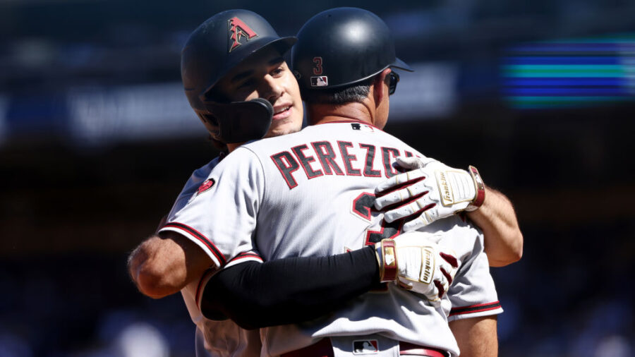 Reports: Diamondbacks coach Tony Perezchica leaving for Astros