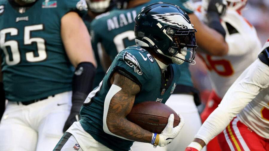 Cardinals sign former Eagles WR Quez Watkins to future contract