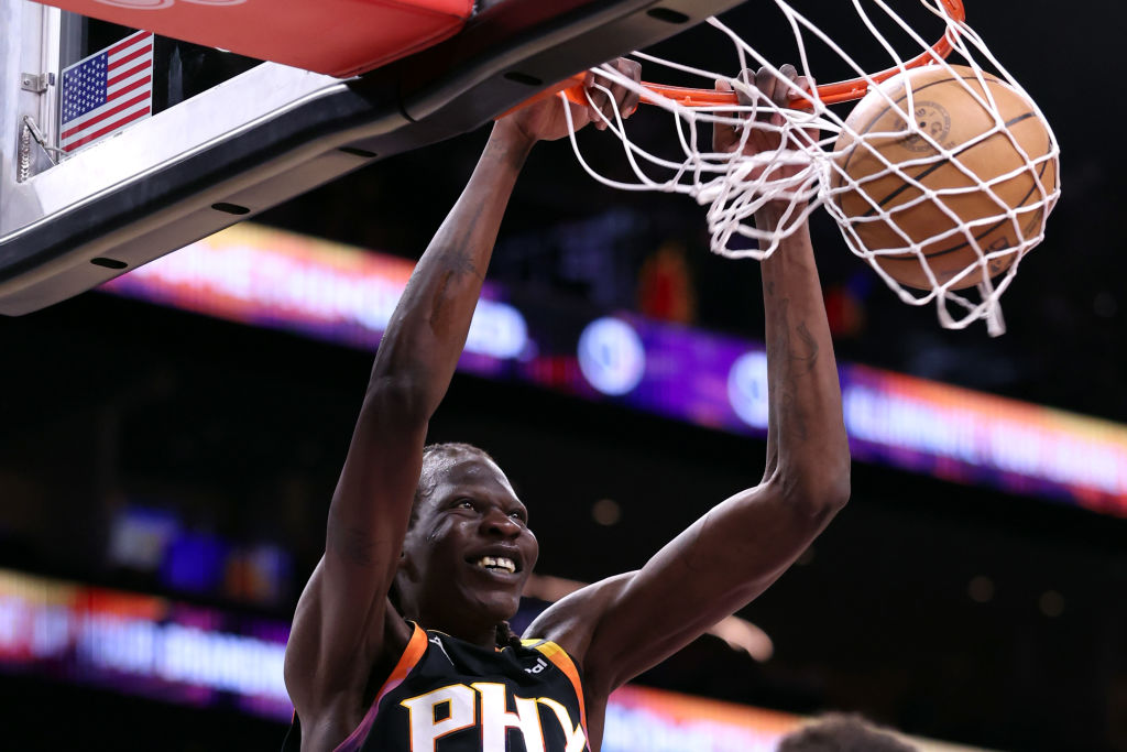What incident led to Bol Bol falling out of Suns rotation?