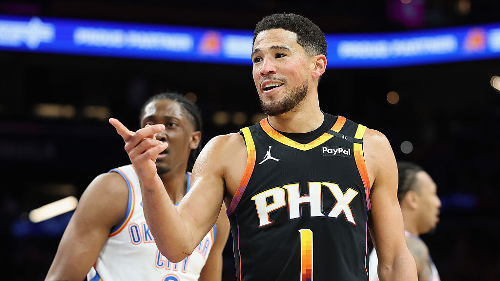 Suns to offer Devin Booker a contract extension this summer