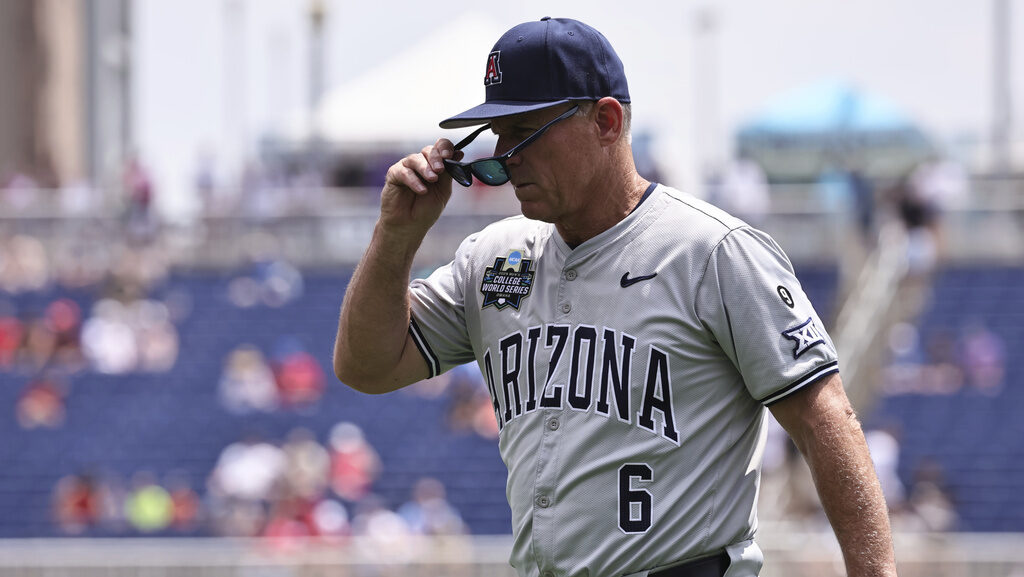 Arizona baseball surges ahead, on to College World Series