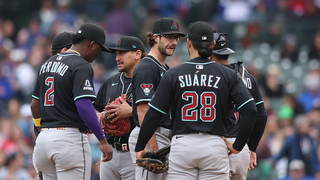 Diamondbacks' Mike Hazen needs to see rotation step up