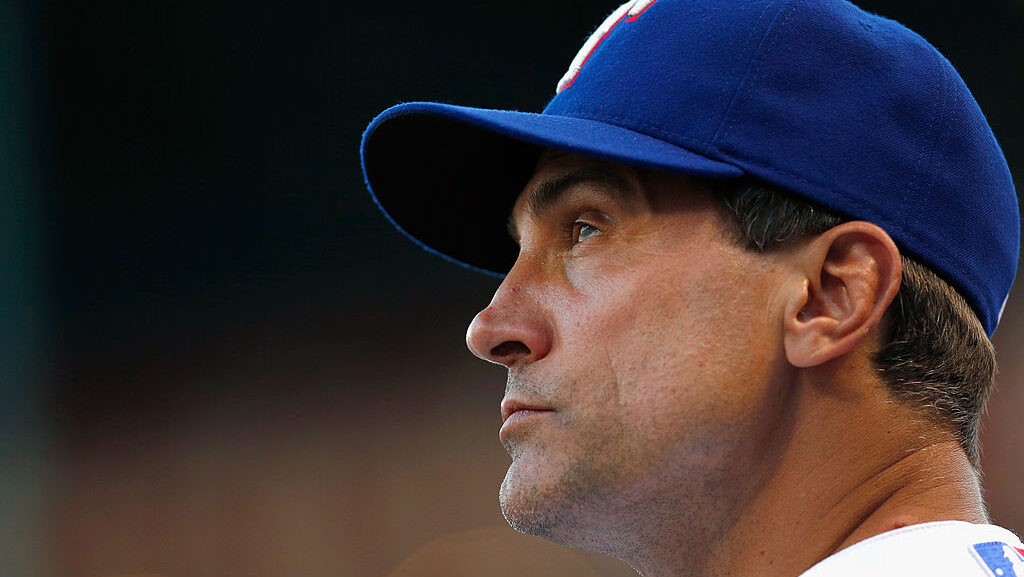 Diamondbacks name Tim Bogar 3B coach, replace Shaun Larkin