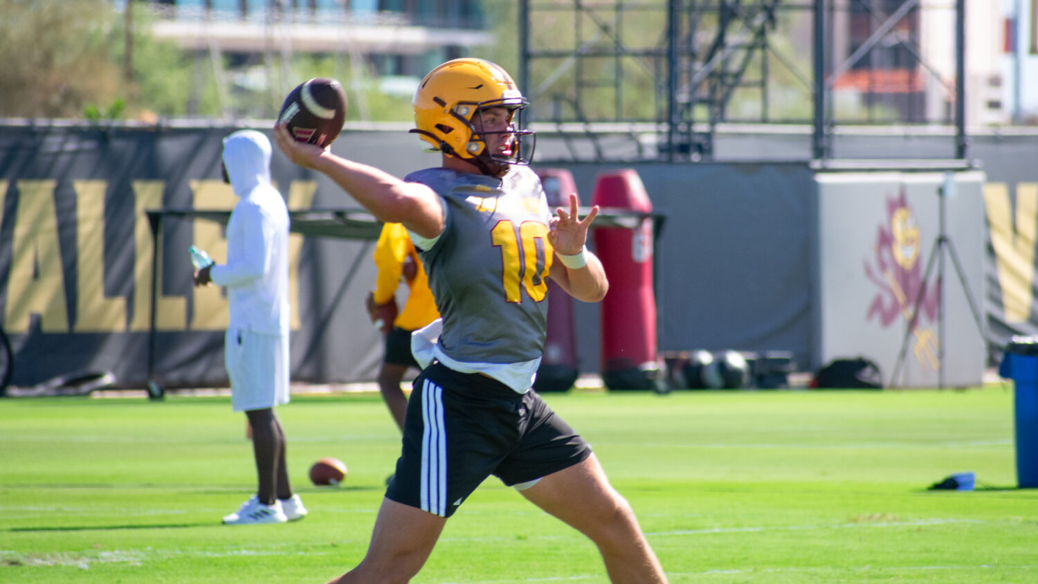 Sam Leavitt an elite QB prospect at Arizona State, ESPN says