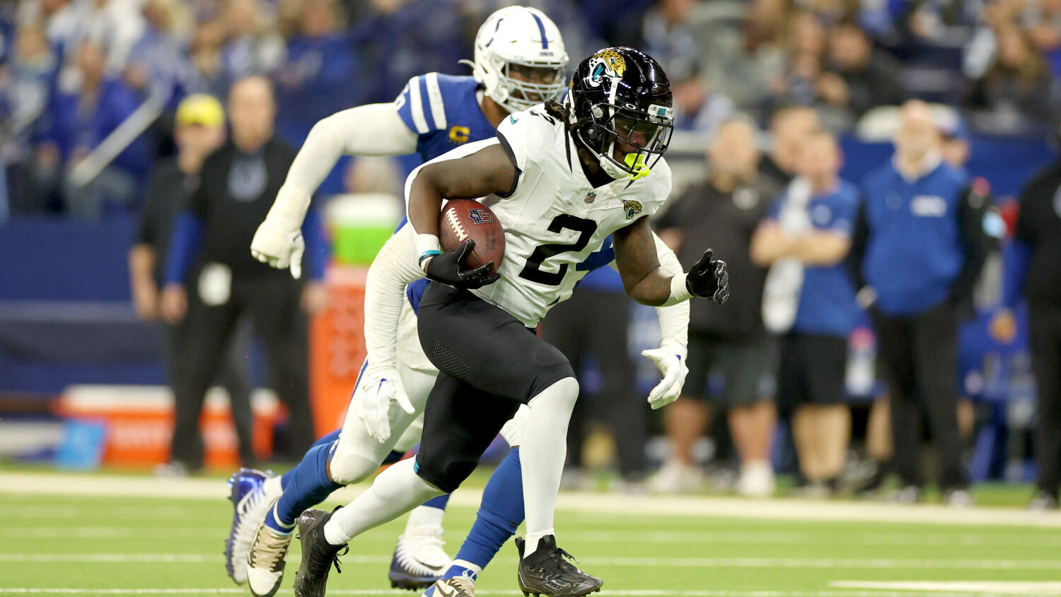 Cardinals elevate D'Ernest Johnson to active roster